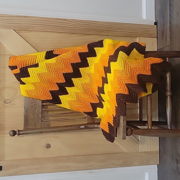 Vintage | Bedding | Vintage Brown Orange Yellow Fall Crochet Blanket ...